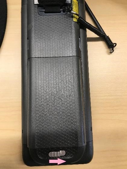 How to insert an SD and SIM card into a CN80 unit