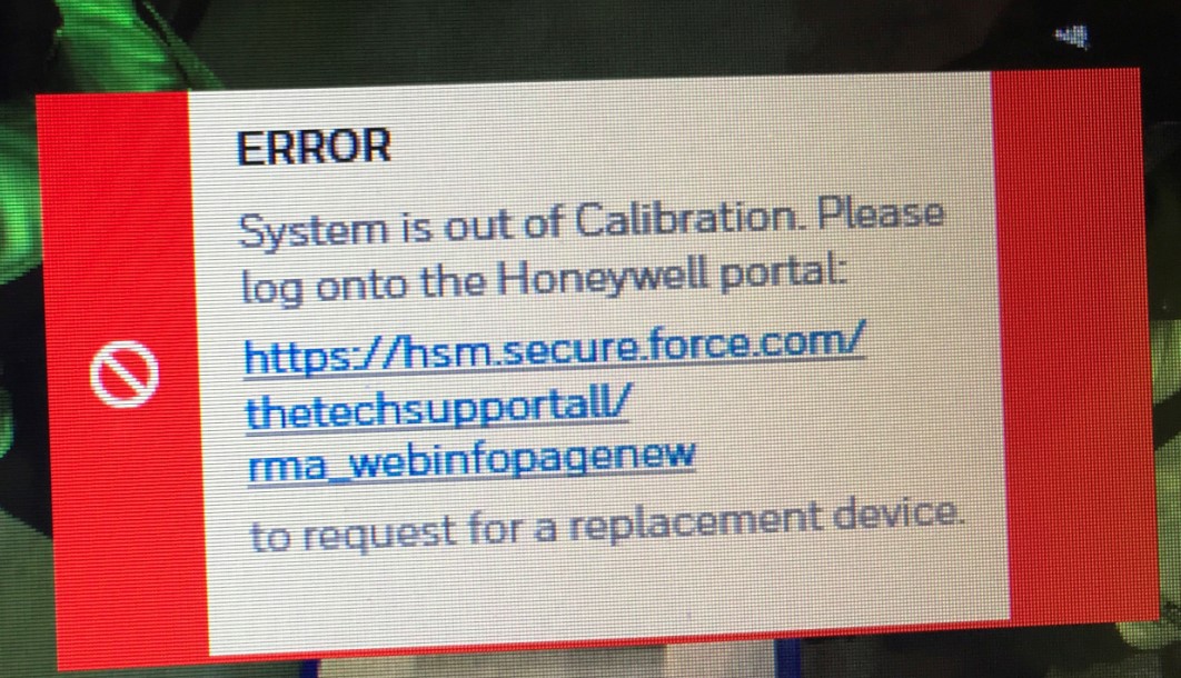AutoCube 8200 - Error Message - An object may be blocking the camera view.